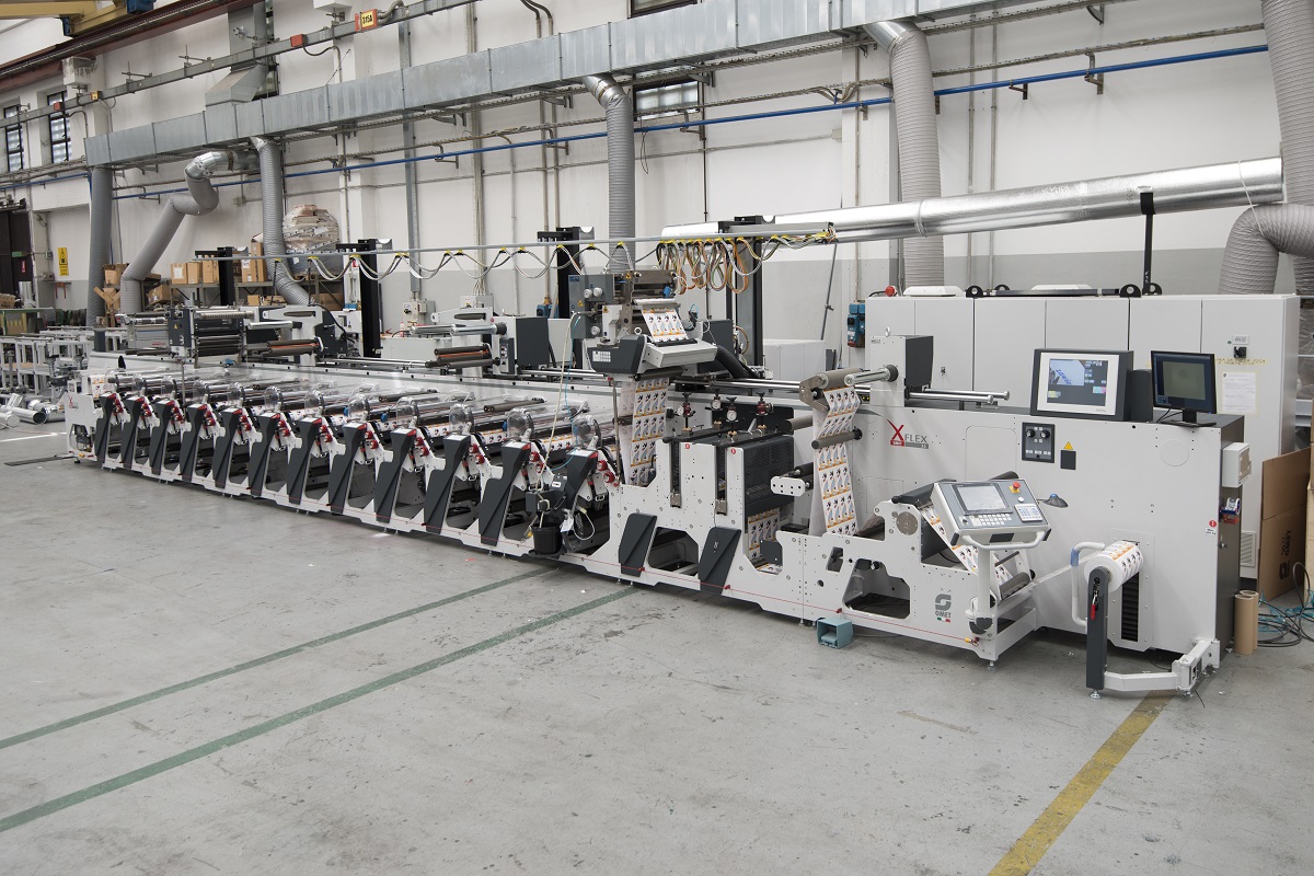 OMET X6, oltre 2000 gruppi stampa prodotti | PACKAGING PRINTING MACHINES