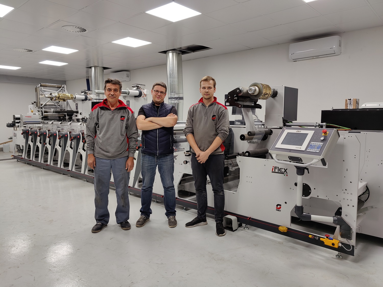 New installation of OMET iFlex at Landpress, Ukraine | PACKAGING ...